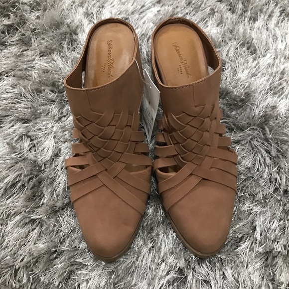 Universal Thread | Shoes | Universal Thread Aiden Heel Mules | Poshmark